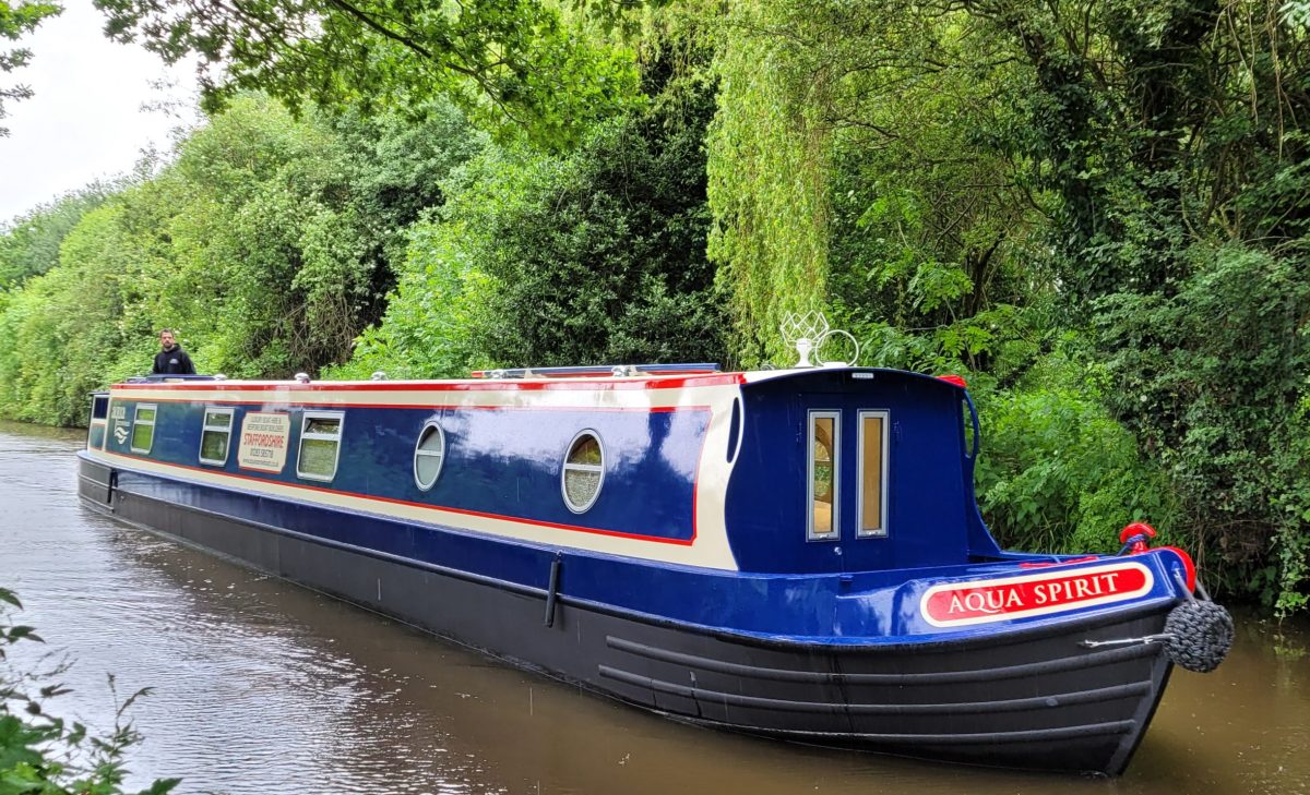 Narrow Boat Hire - Luxury Narrow Boat Hire - Aqua Narrow Boats